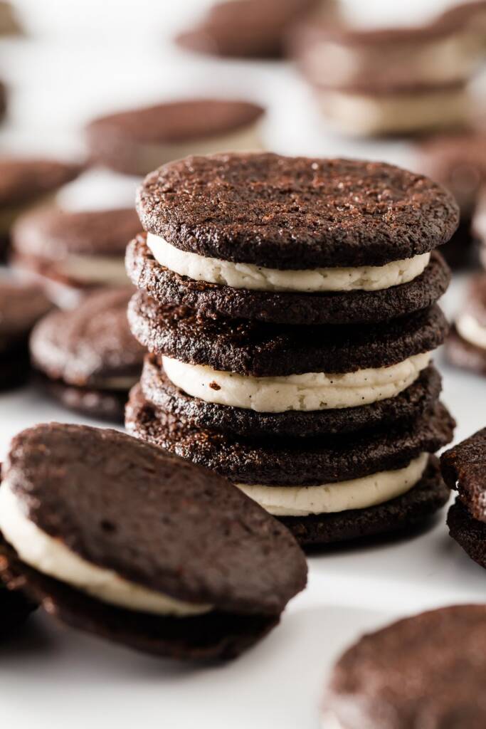 EASY Homemade Oreos - Homemade Oreo Cookies Recipe