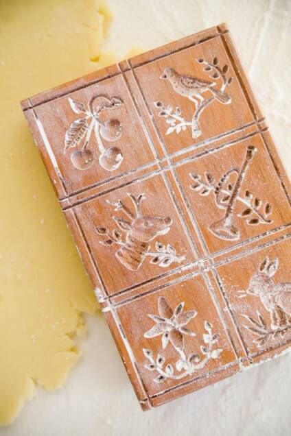 Homemade Chessmen Cookies Recipe - Cupcake Project