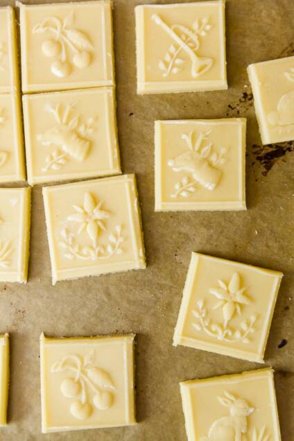 Homemade Chessmen Cookies Recipe - Cupcake Project