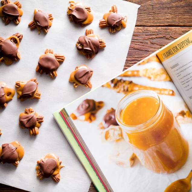 How to Make Chocolate Turtles - Simple Homemade Turtle Candy Recipe