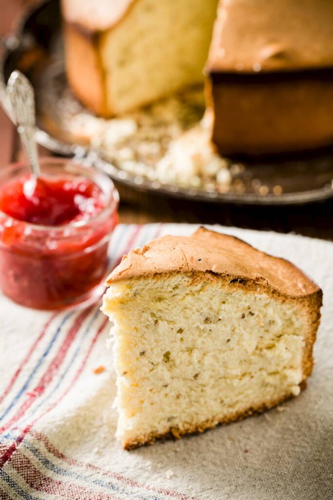 This Seventeenth-Century Cake Is the Ancestor of the Cakes We Love ...