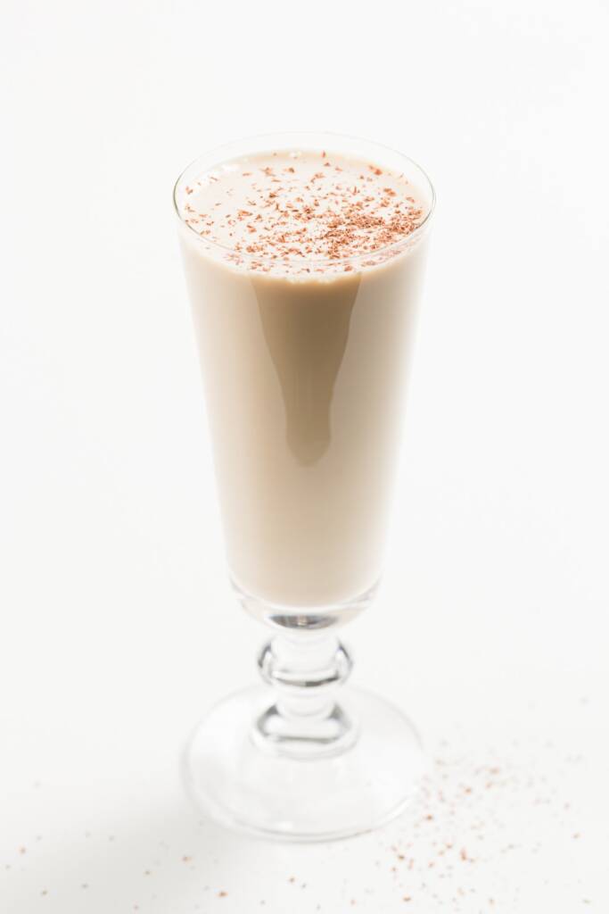 Mudslide Drink Recipe (Frozen Mudslide Cocktail)