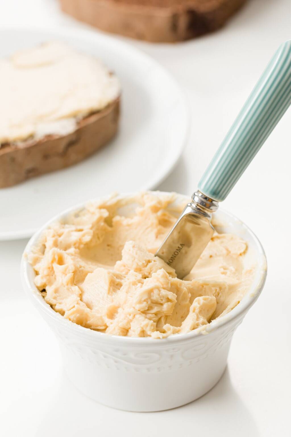 Maple Butter in 3 Minutes - Cupcake Project