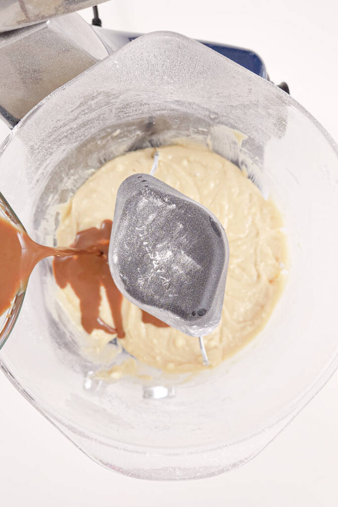 Mudslide Cupcakes with Baileys Frosting - Cupcake Project